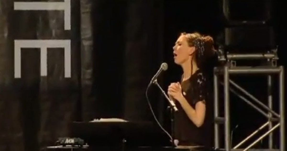 Holy Holy - Misty Edwards - EMCI TV