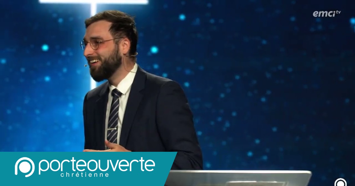 Décentre-toi de toi-même - La Porte Ouverte Chrétienne - Benjamin ...