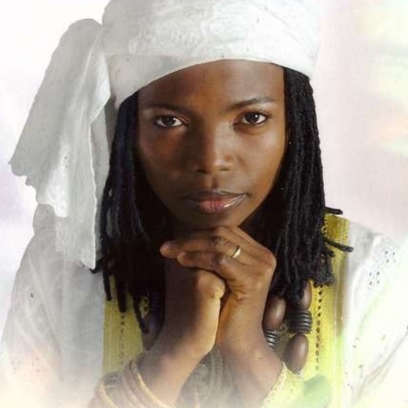 Anna Gabélus Teko — EMCI TV
