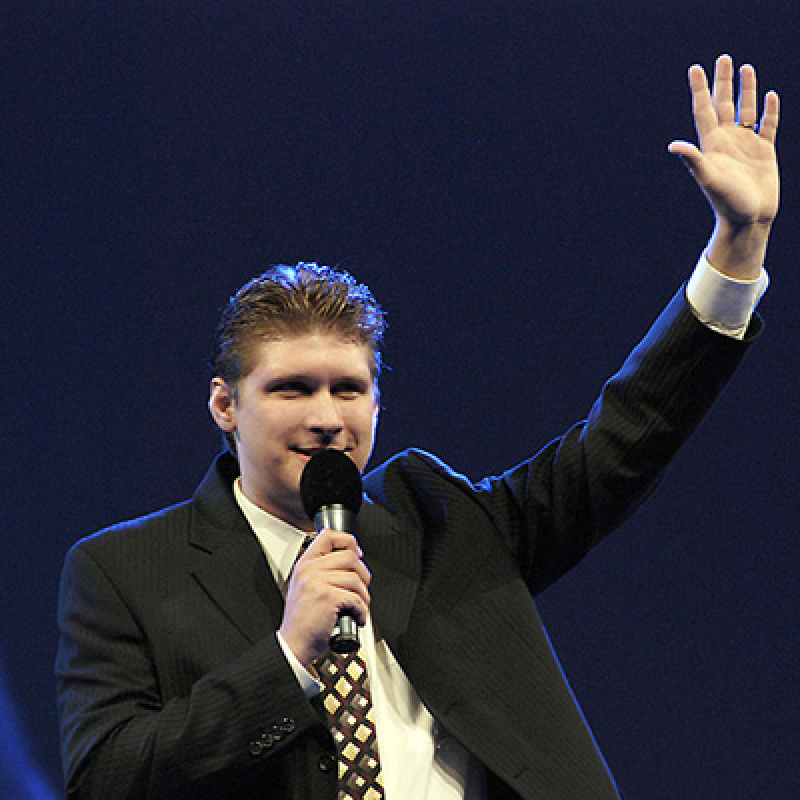 Daniel Kolenda — EMCI TV