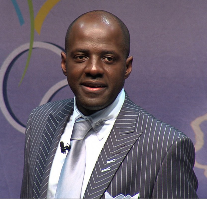 Yvan Castanou :: EnseigneMoi